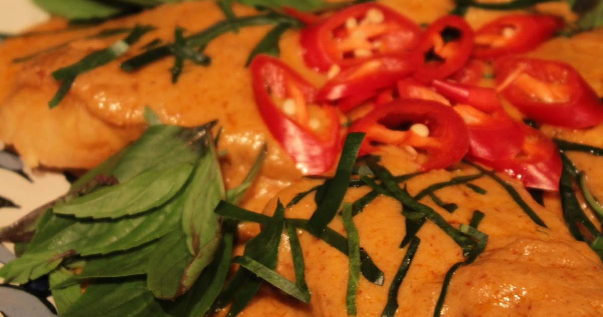 I Wish I Was in Thailand: Choo Chee Pla (Fish in Thick Red Curry Sauce)