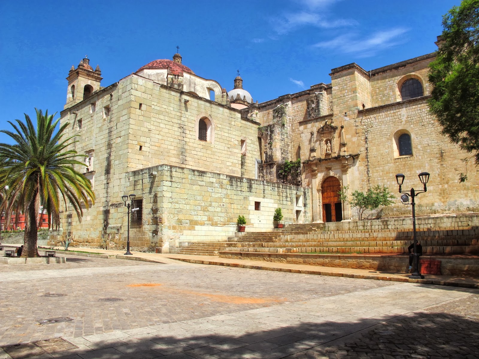 Robin Talks, Cooks and Travels: Santo Domingo Church in Oaxaca