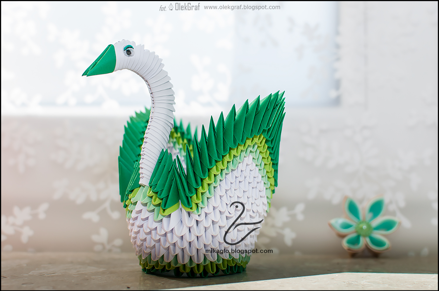 Origami 3d - mikaglo: 561. Łabędź ombre z origami / 3d origami green swan