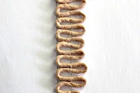 pamela powell : Loops, Spaghetti straps and ties