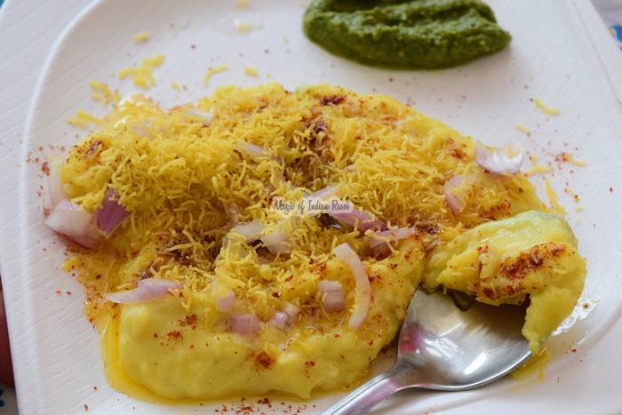 Surti Locho | Gujarati Farsan Locho | Magic of Indian Rasoi