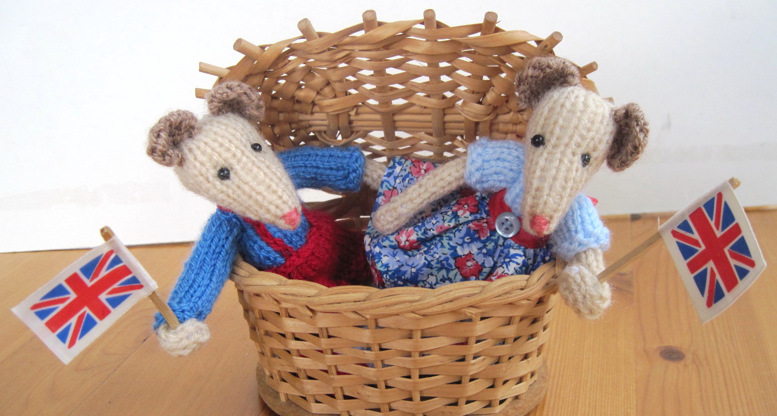 Flutterby Patch: June 2012