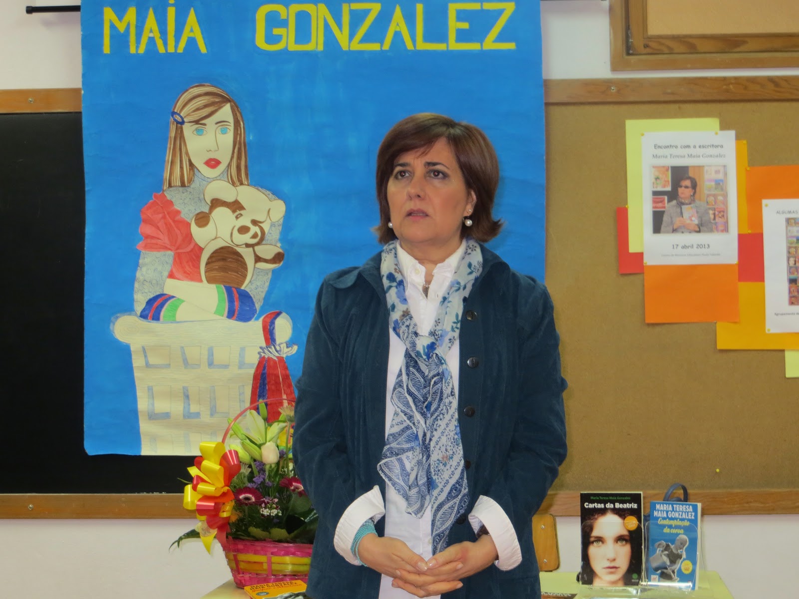Navegando pelas Bibliotecas...: Maria Teresa Maia Gonzalez encantou-nos!