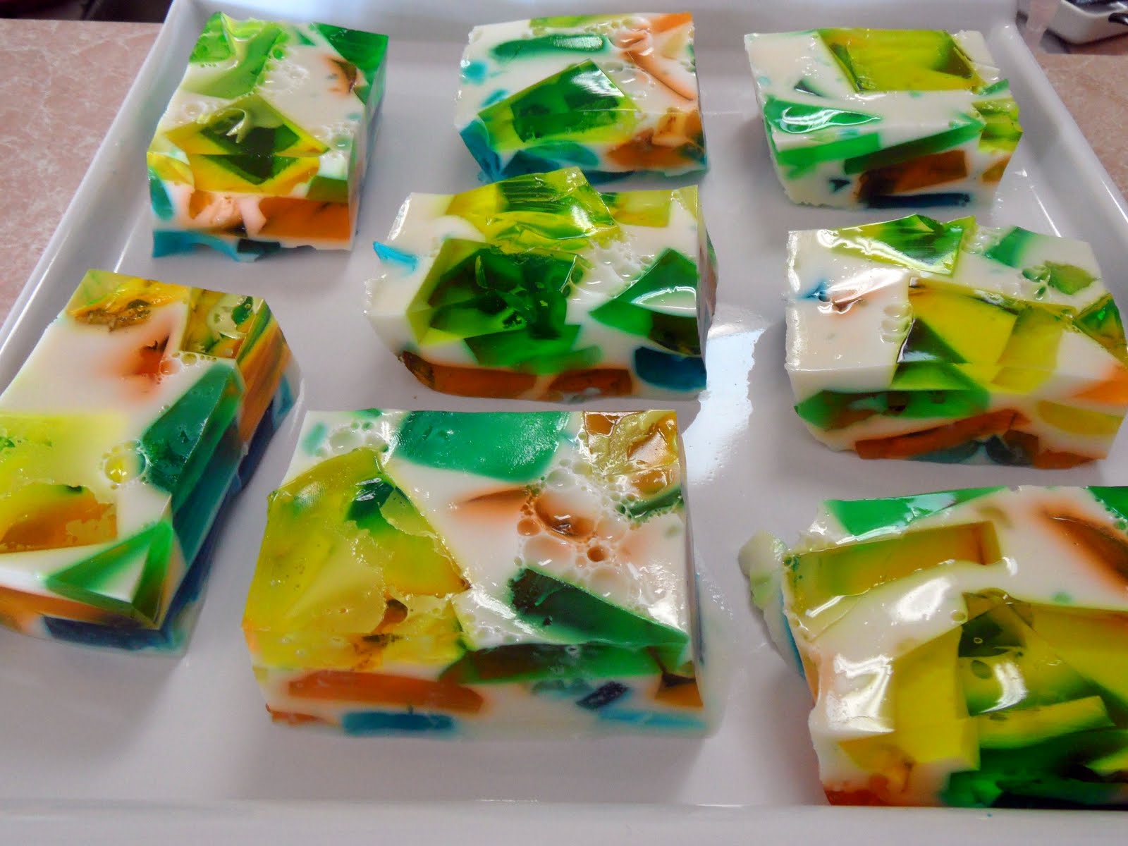 Three Sparkly Gems: Easter Recipes - Stained Glass Jello