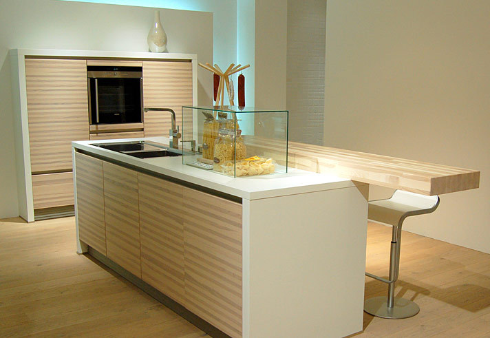 German Handless Kitchen Ideas - From KDCUK | Kitchen Design Ideas