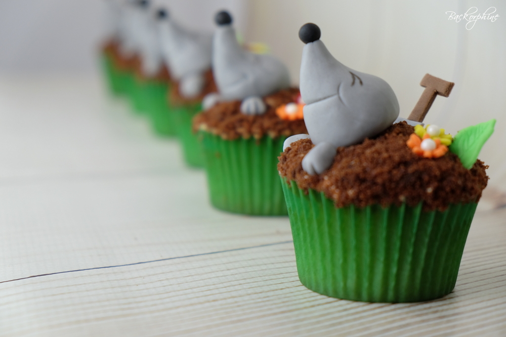 Backorphine: Maulwurf Cupcakes / Mole Cupcakes