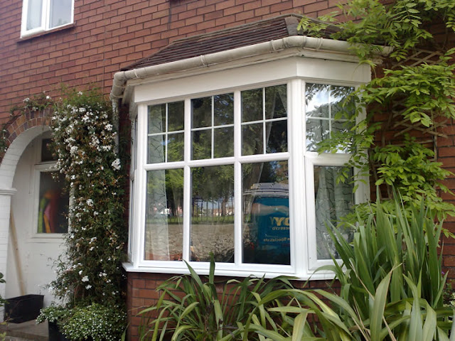 Bay Window Designs For Homes - Architecture Designs