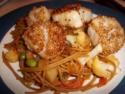 Legally Delicious: Sesame-Crusted Scallops with Veggie Noodle Stir-Fry