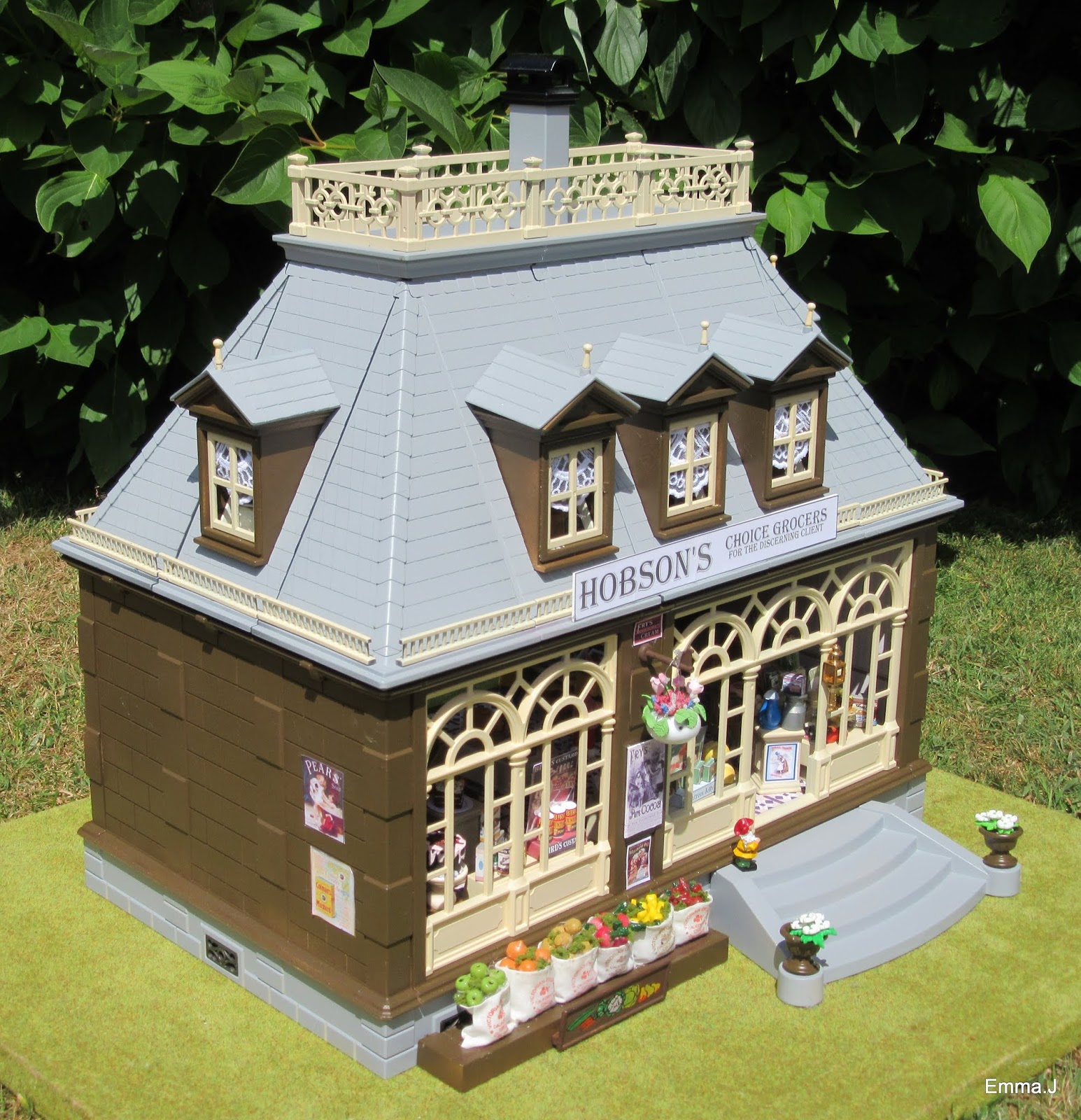 Hobsons Grocers | Emma.J's Playmobil