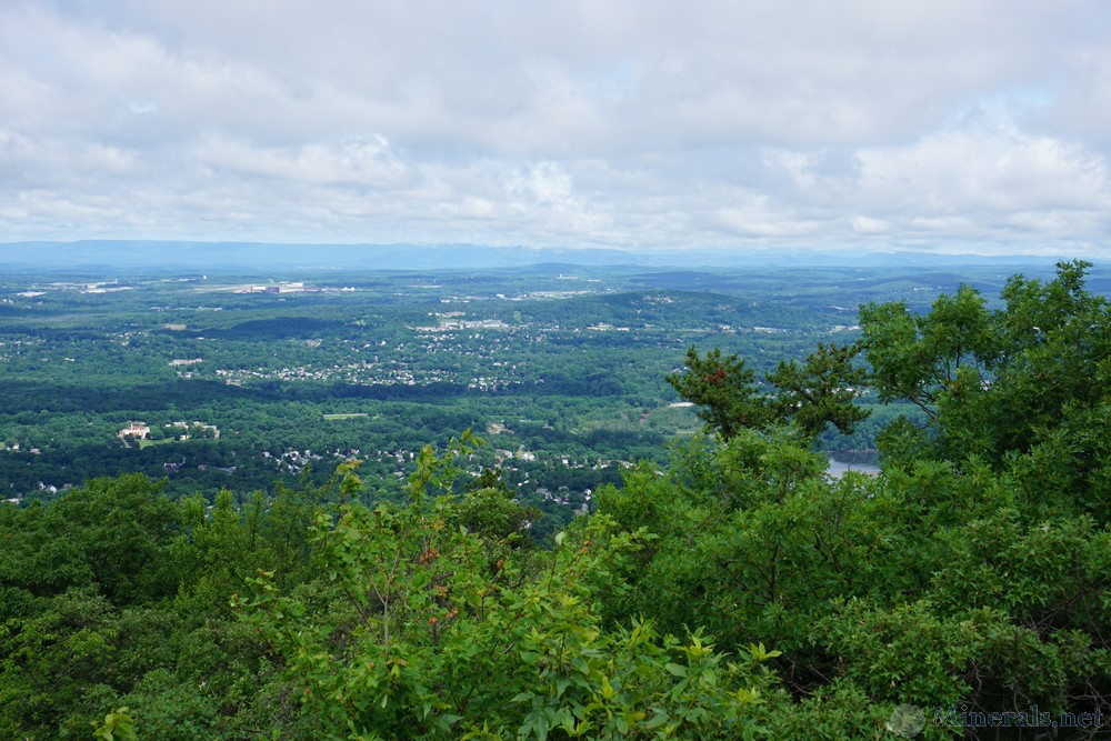 Harriman Hiker: Harriman State Park and Beyond: Butter Hill at Storm King