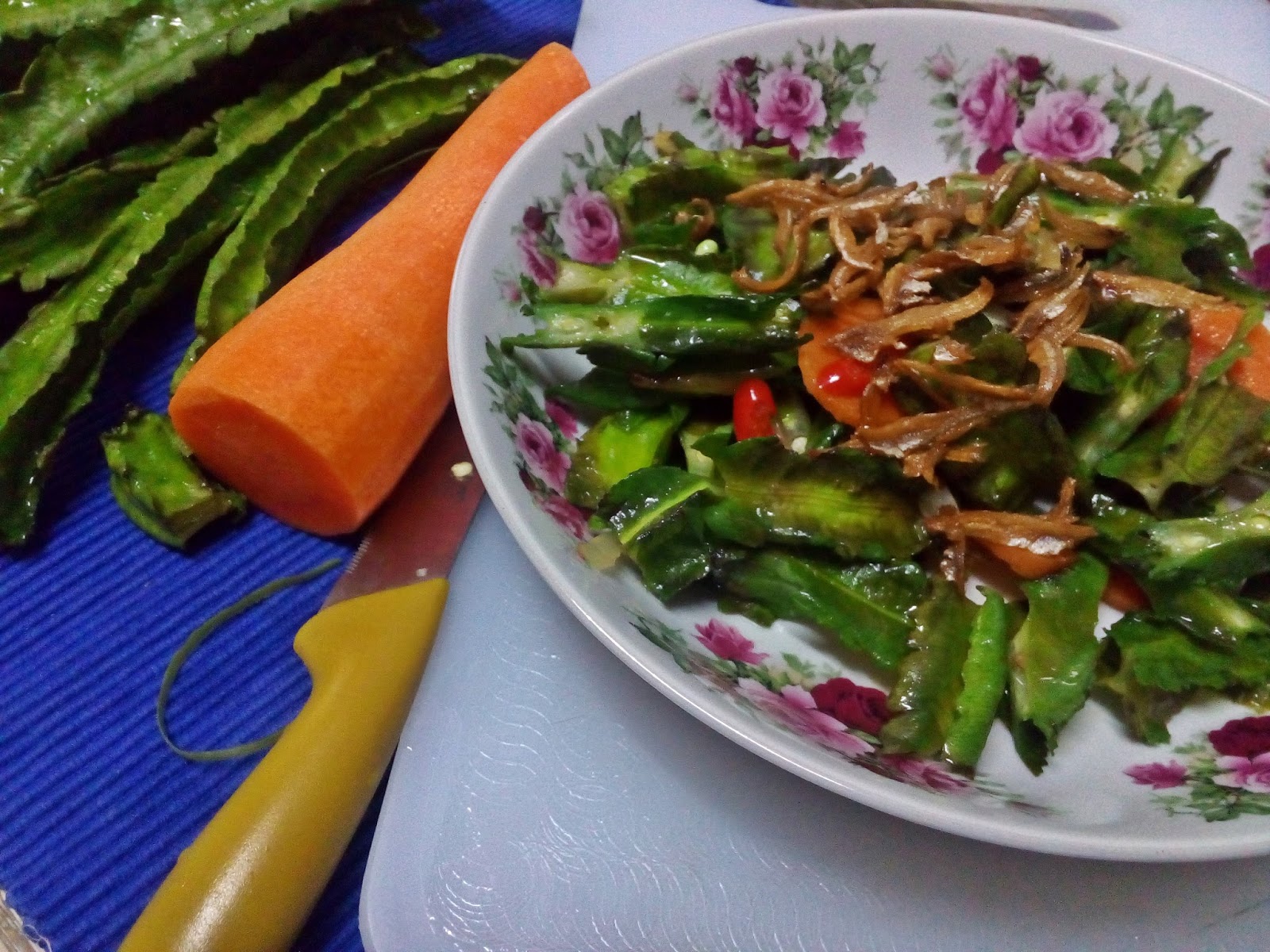 SurayaMSyed: Sayur Kacang Botol Goreng