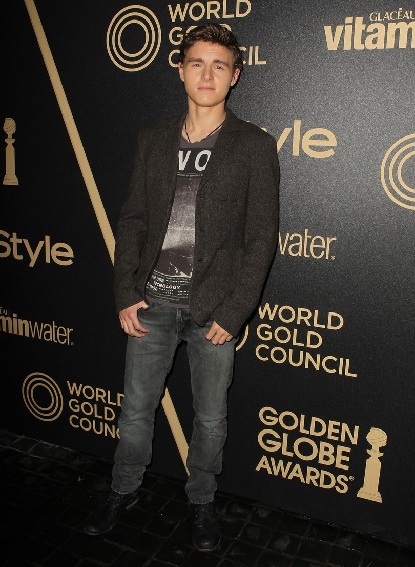 Fan Es Fan !! Entérate todo sobre tus famosos favoritos.: Logan Lerman ...