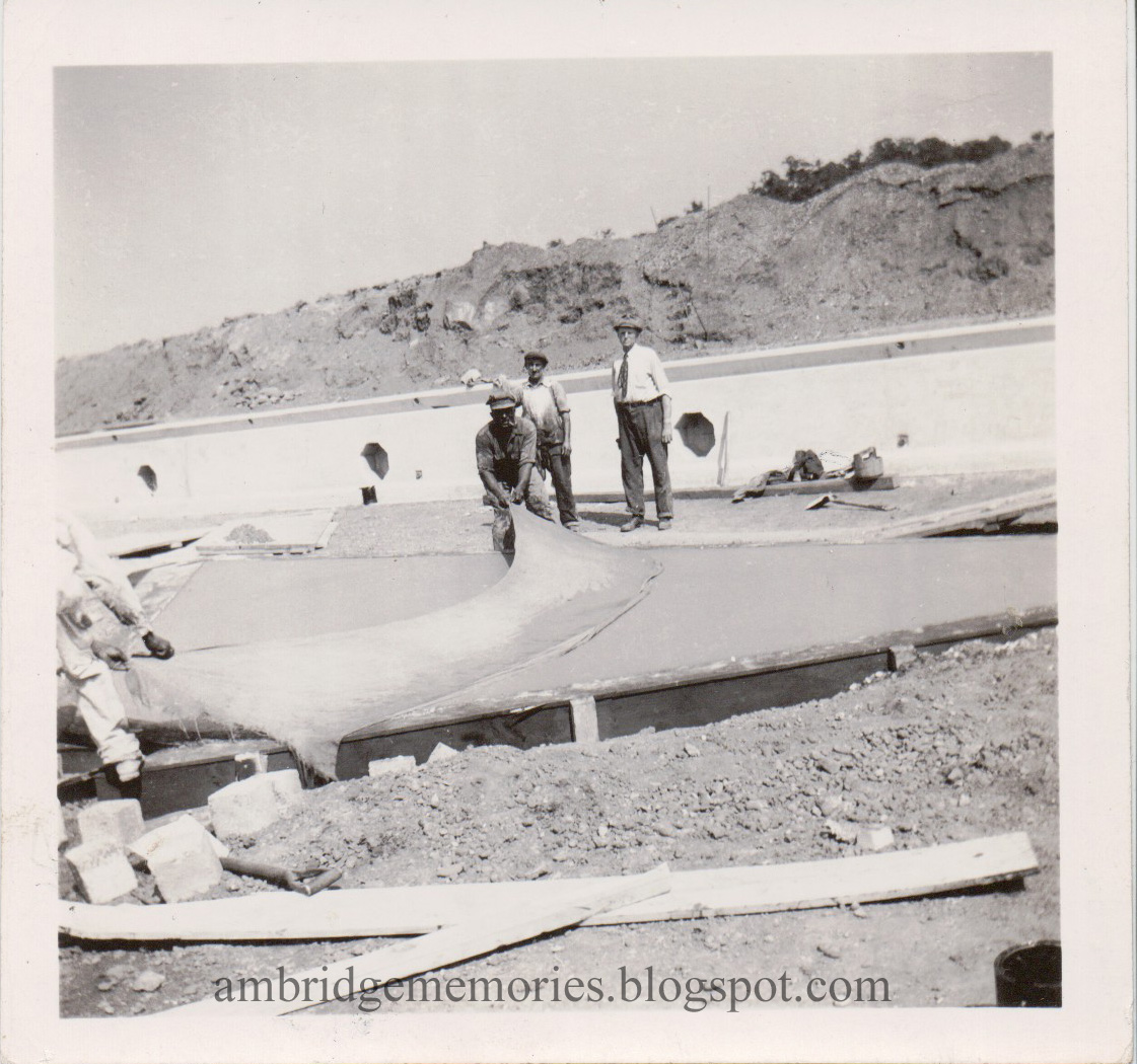 Ambridge Memories: Ambridge Borough Swimming Pool construction, 1939 ...
