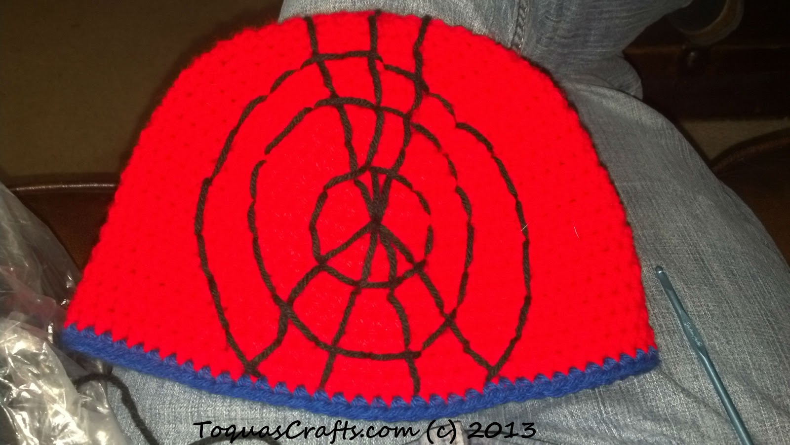 Toqua's Crafts: Red Hats
