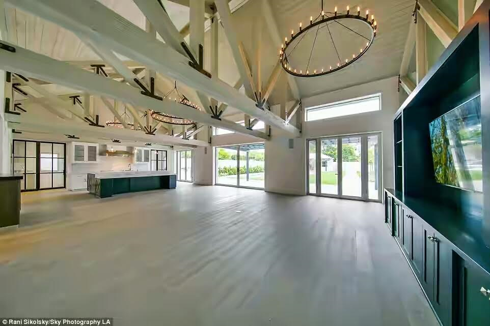 Meghan Trainor acquires $4.9 million LA mansion