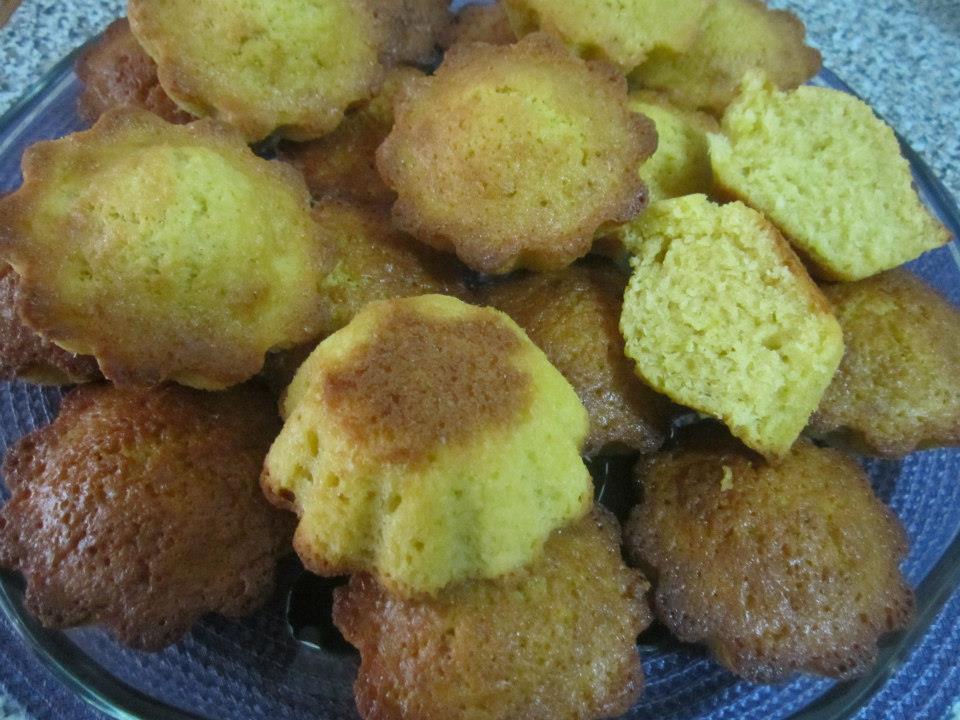 Receitas práticas de culinária: QUEQUES DE COCO