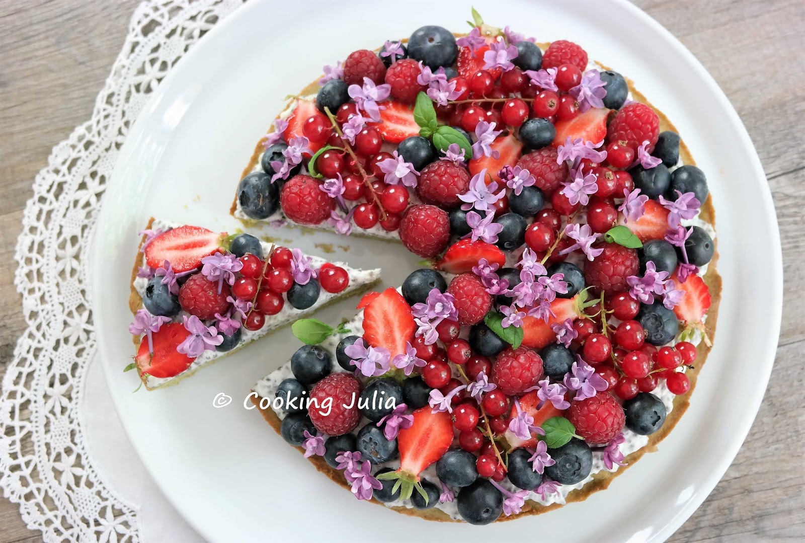 COOKING JULIA : GÂTEAU-TARTE AUX FRUITS ROUGES ET MASCARPONE