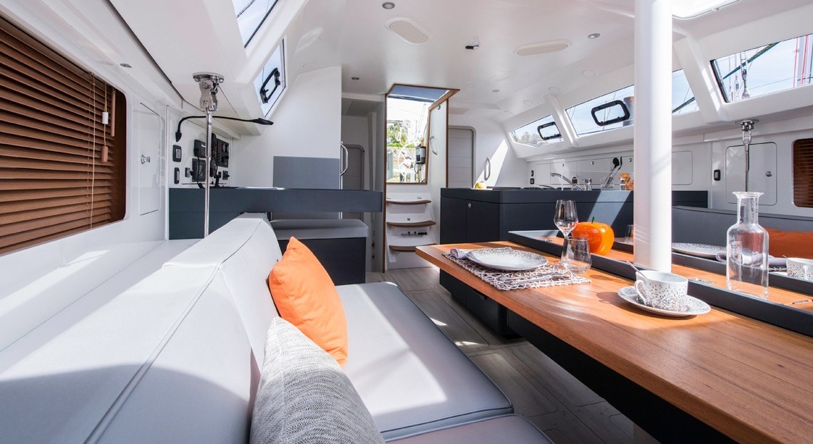 Interesting Sailboats: THE FRENCH WOODEN VOYAGE BOAT: RM 1370