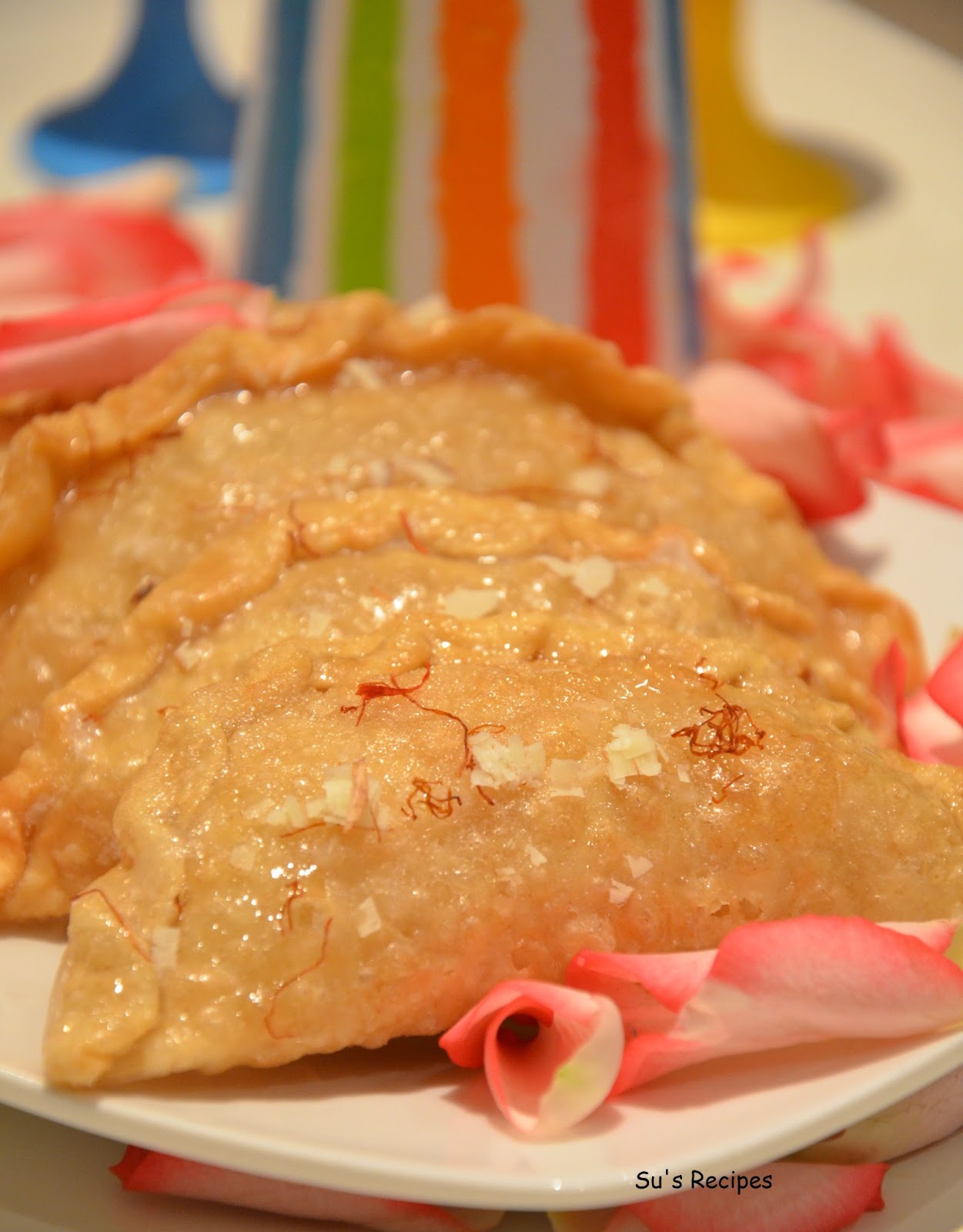 Su's Recipes: Gujiya