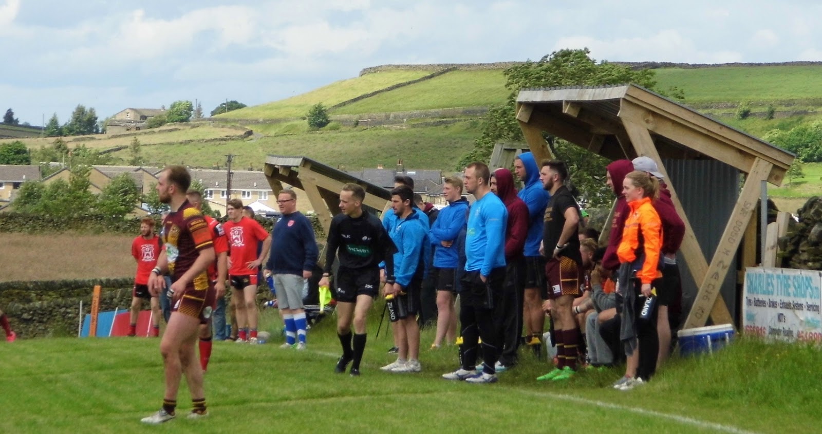 We all stand together: UNDERBANK STORM PAST INCE ROSE BRIDGE