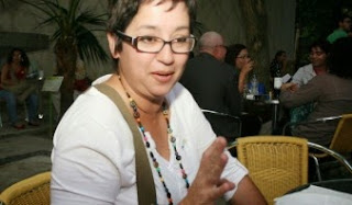 Ágora Bipolar: Carola Chávez: El Cheez Whiz y las chapitas