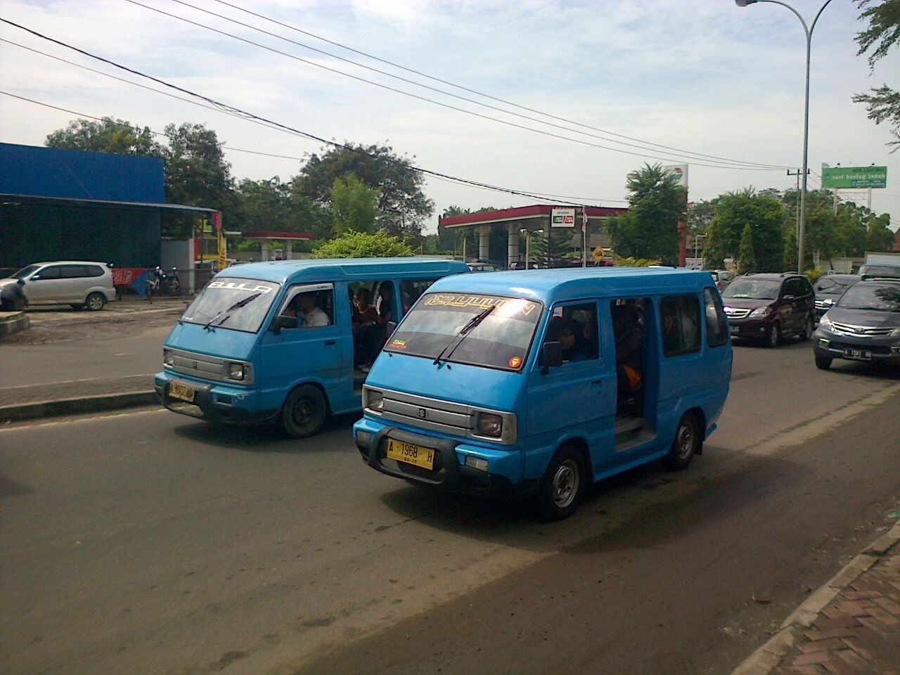 Kendaraan Transportasi Umum Yang Ada Di Indonesia - rekreartive