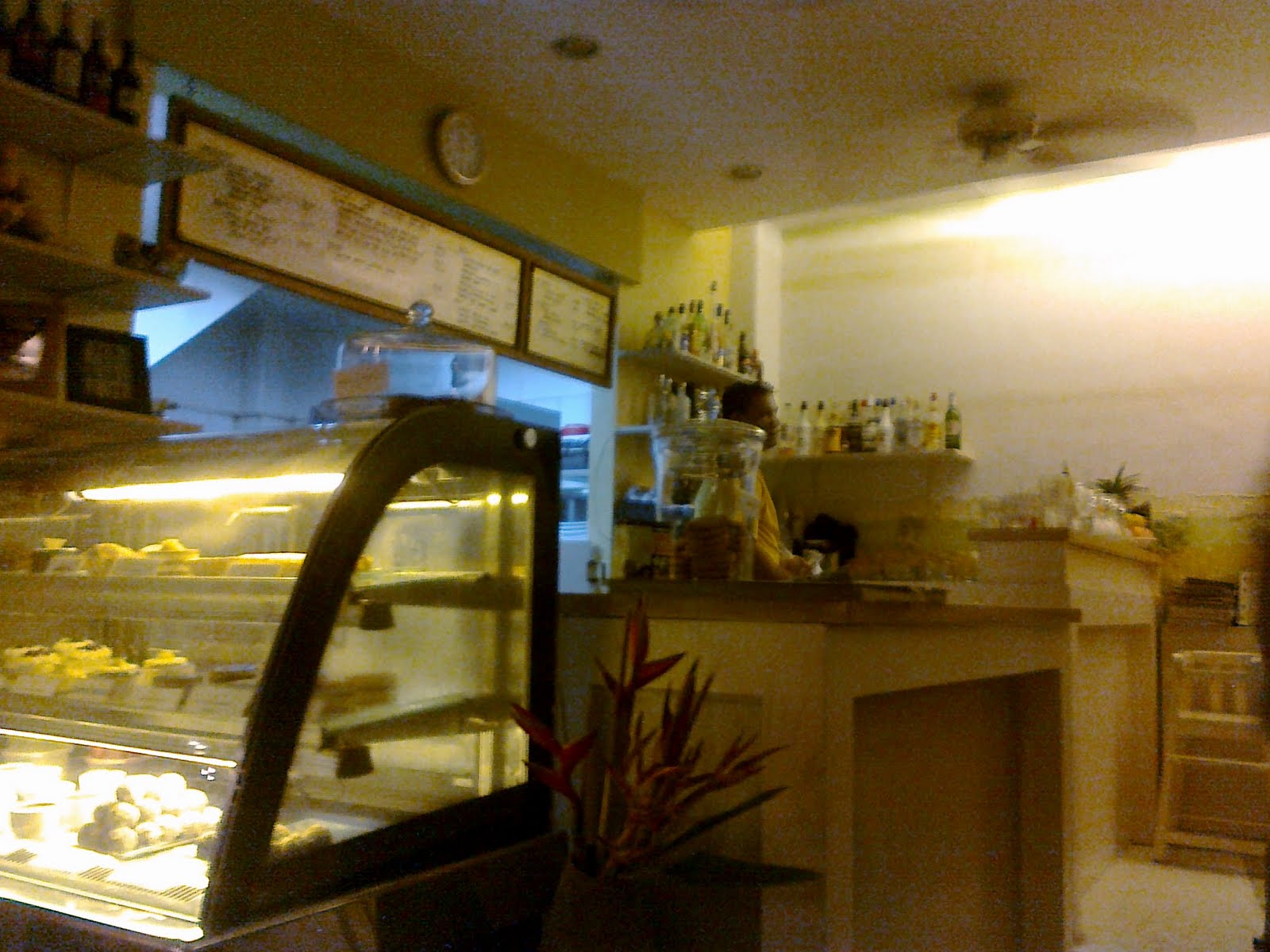 java jiving: Espresso at Lemon Cafe, Station 2, Boracay