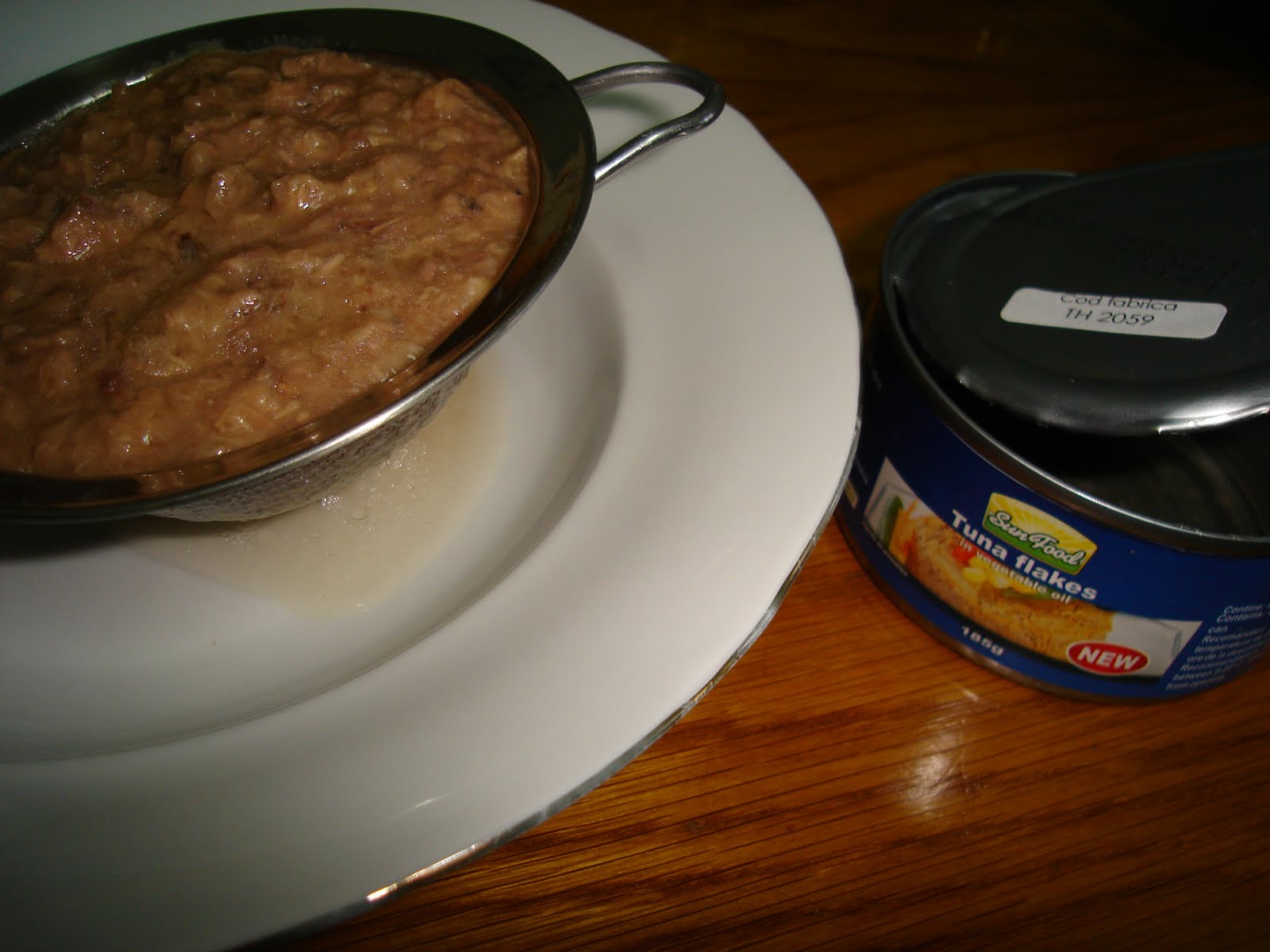 Pe masa din bucatarie: Peste fals sau salata de peste