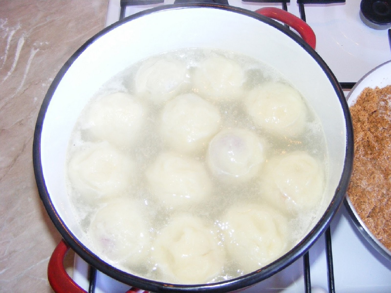 Retete galuste sau gomboti de post | Preparatedevis.ro