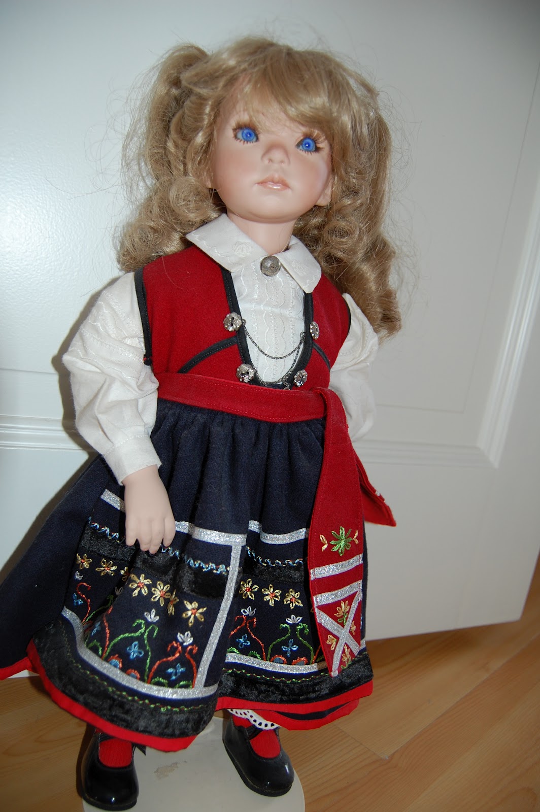 Lavendia: Porslinsdockor