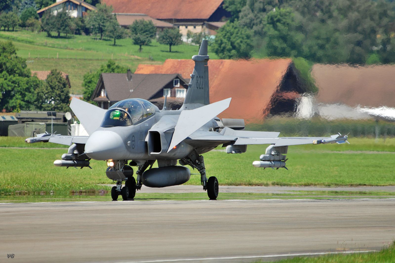 HI-TECH Automotive: Gripen NG Fighter Jet Plane