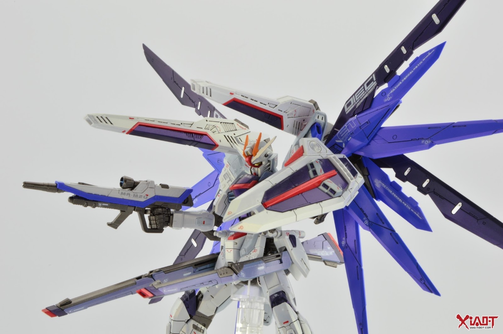 GUNDAM GUY: RG 1/144 Freedom Gundam - Painted Build
