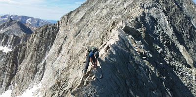 Colorado Mountaineering: VIDEO: A Close Look at the Knife Edge