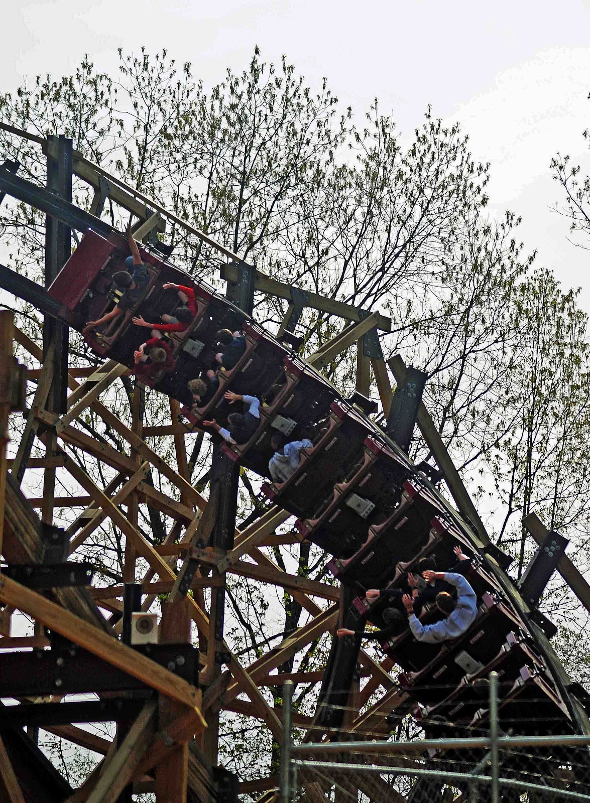 NewsPlusNotes: Scott And Carol Present A Look at OutLaw Run