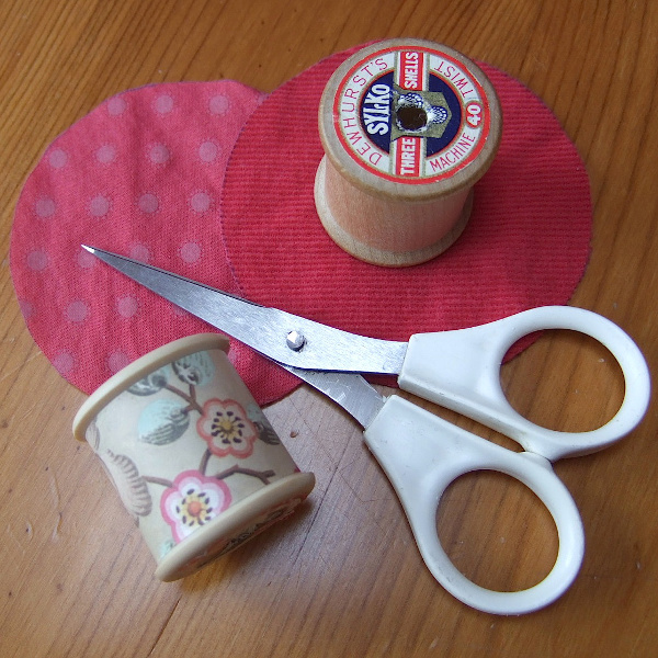 Easy Beginner Mushroom Spool Pincushion Tutorial