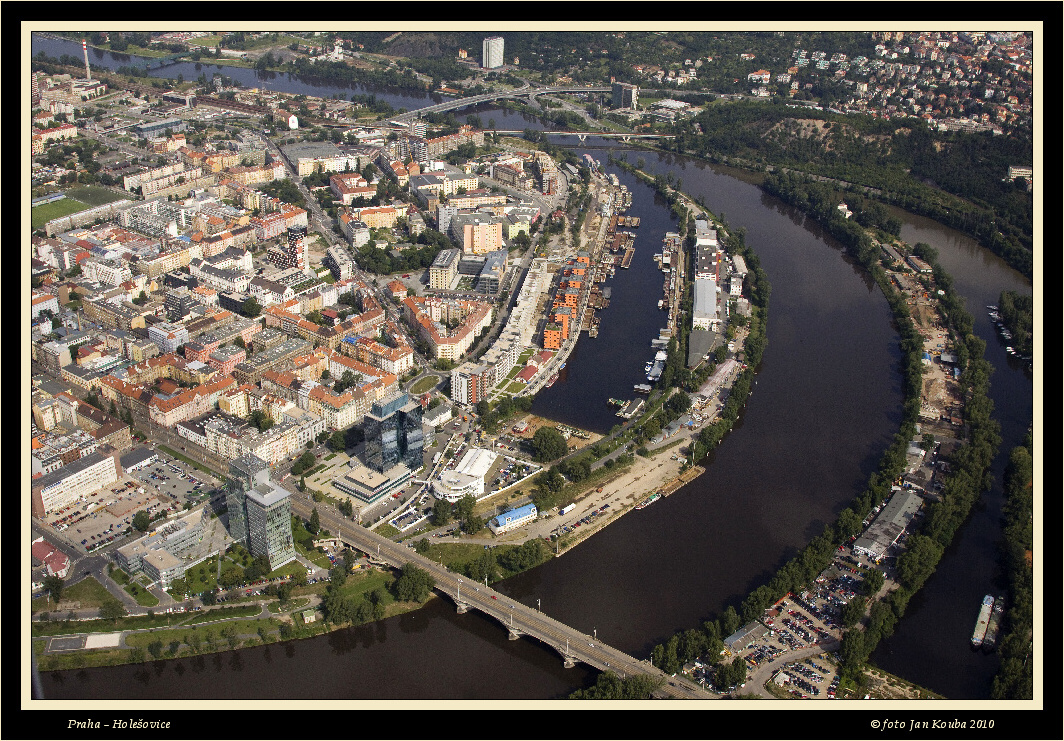 FLyFOTO letecká fotografie a video: Praha