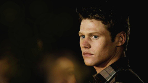 Resenhando Séries: Top 5: Os mais chatos de "The Vampire Diaries"