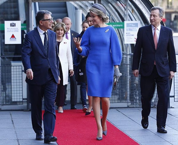 Queen Mathilde visits the Magritte exhibition in Paris