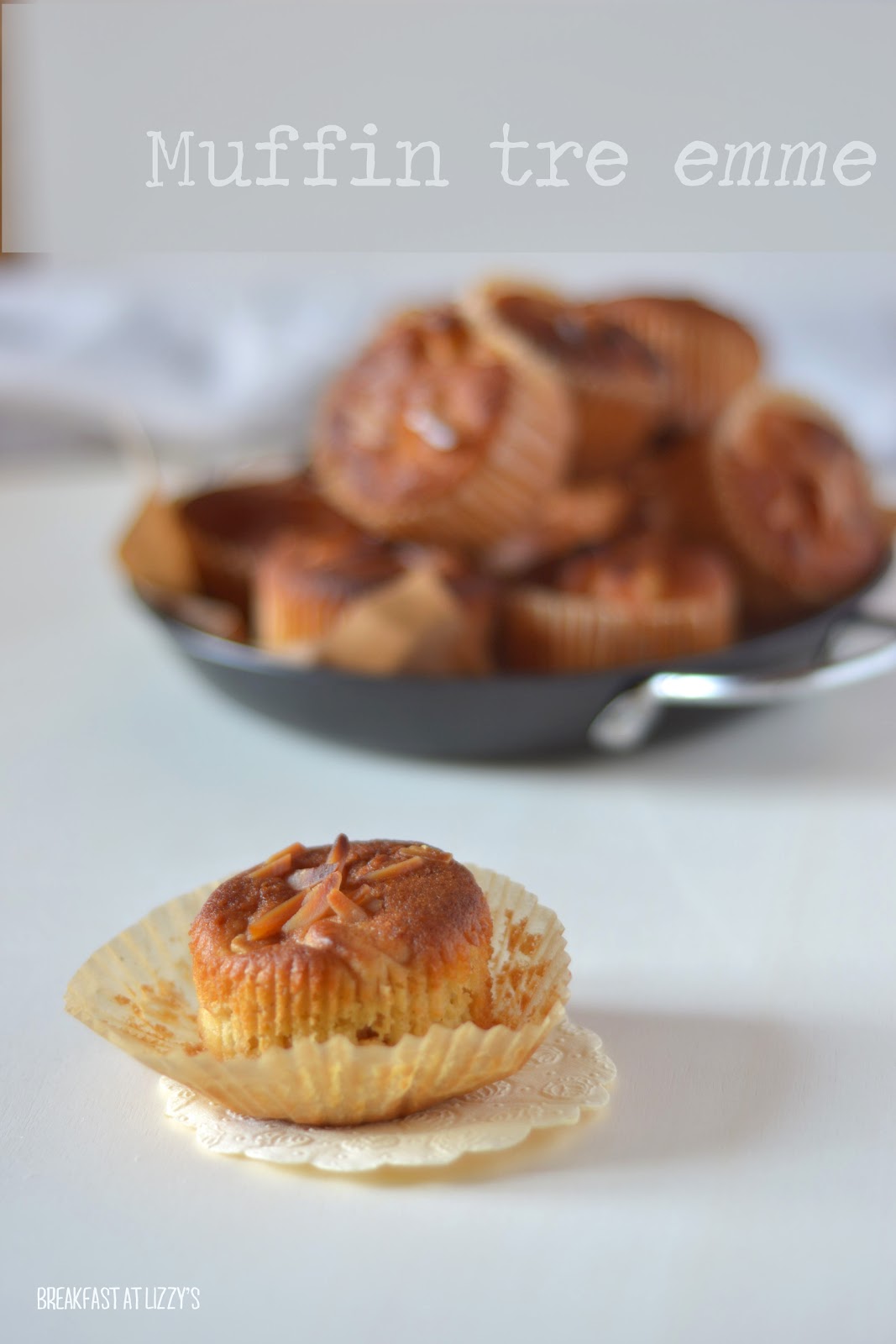 breakfast at lizzy's: Muffin tre emme (Mele-Miglio-Mandorle)