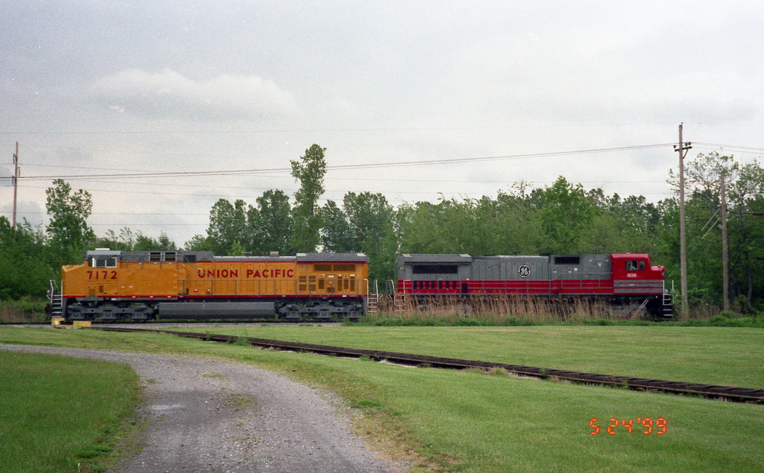 PDX Railfan Photos: GE test track, Erie, PA