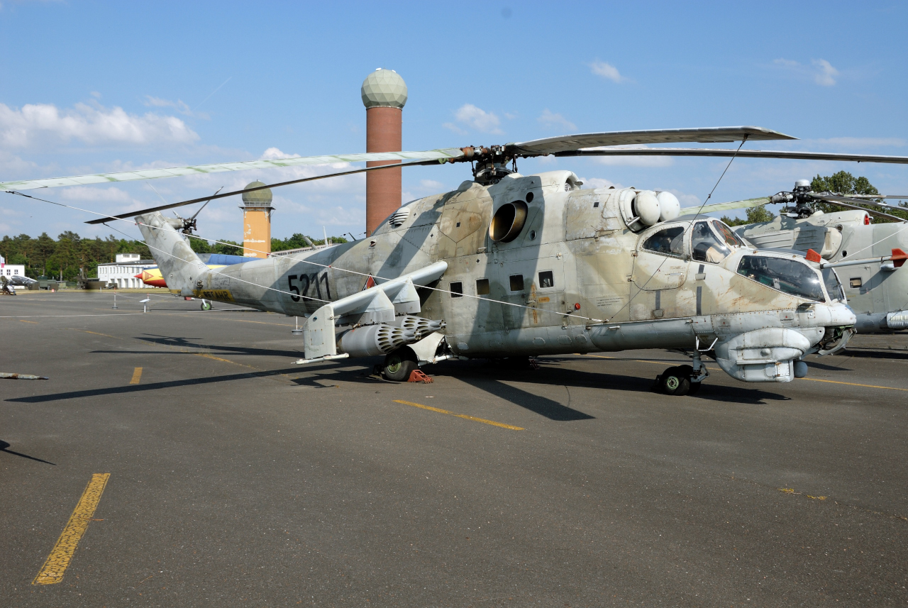GB Special: MIL MI-24D, East German Air Force, 5211