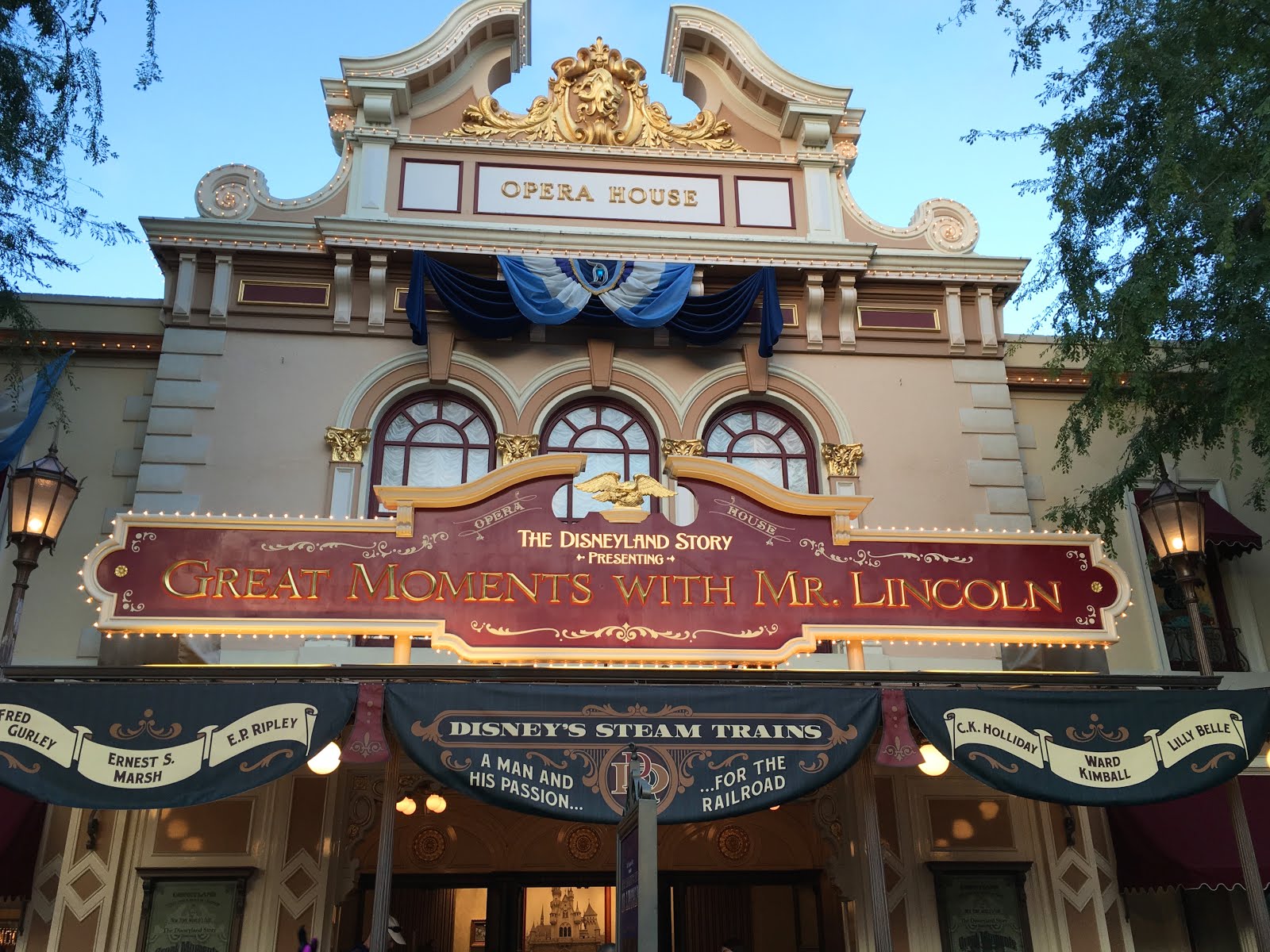 Britts Happy Place - Blog All About Disneyland
