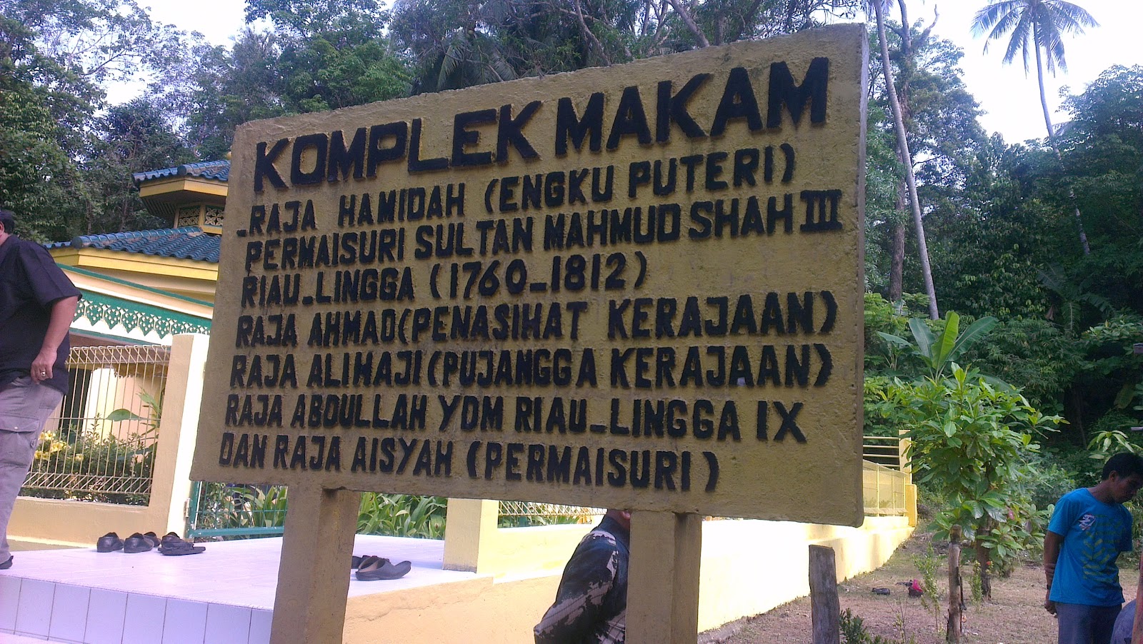 KELUARGA PAJAR, PARIMBUNIS: ZIARAH MAKAM DAENG CHELAK / DAENG MEREWAH ...