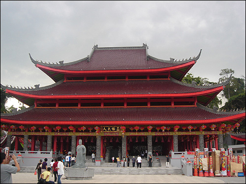 Di mana makam Dampu Awang ? ~ Prapatanjaini