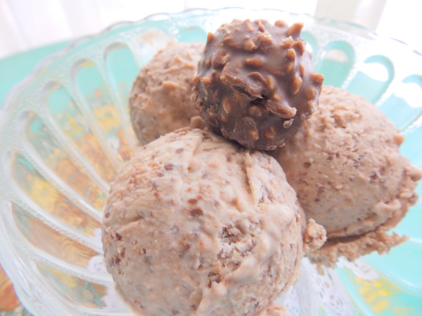 Gelat de Ferrero Rocher / Helado de Ferrero Rocher