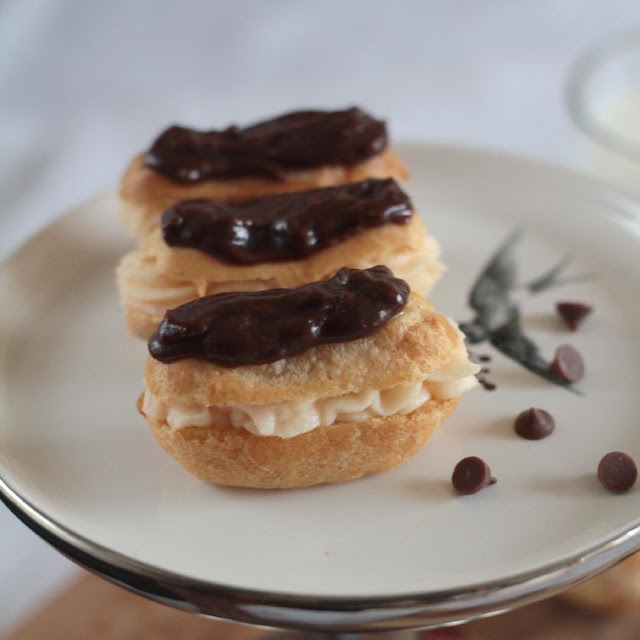 eat pray bake: Mini Chocolate Eclairs & Mutiny