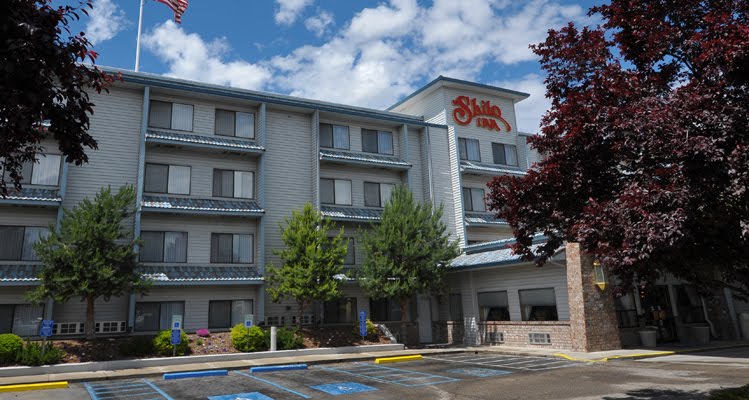 Shilo Inn Offers Valentine's Day Special