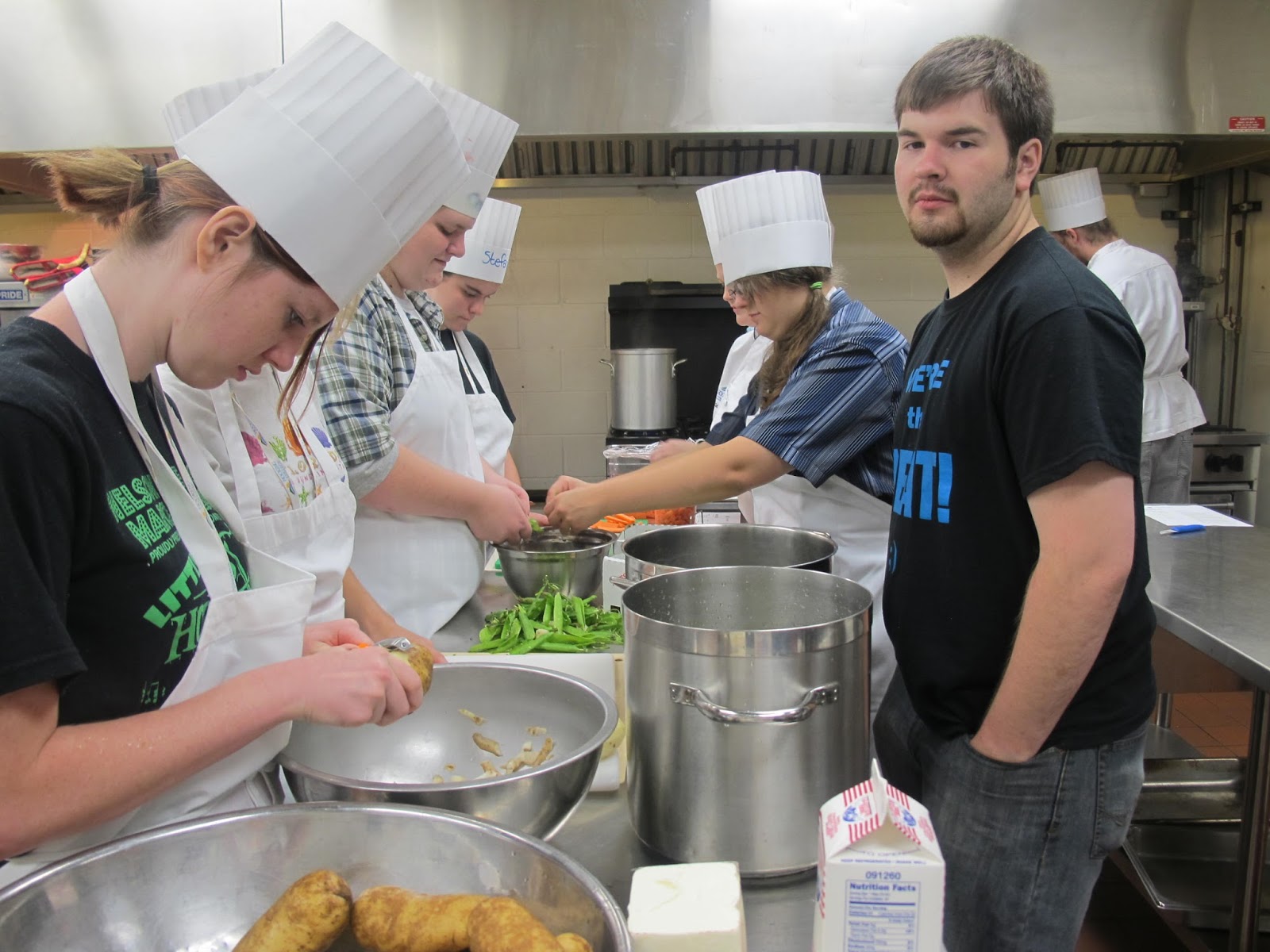 Circle Round the Square: In the Kitchen with Chef Alfonso at Hocking ...