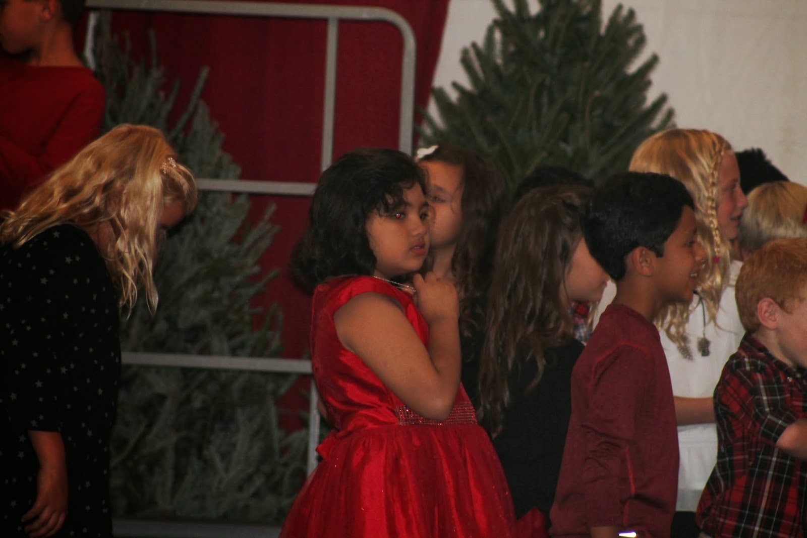 Daddy Waddy Weeviews: Khloe At St. Stephens Christmas Program