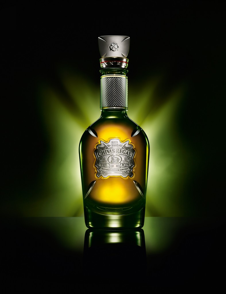 Desvendando Whisky: Apresentação do Chivas Regal The Icon, um símbolo ...